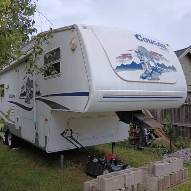 5th Wheel Camper, 2005. Keystone Cougar. For sale in Hadley, NY, USA
